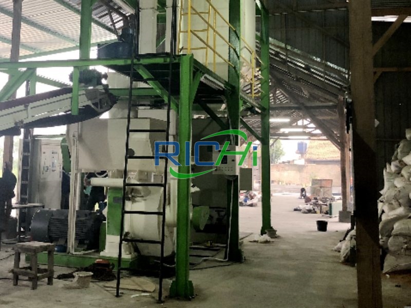 Machine à granulés de tiges de maïs - RICHI Fabrication